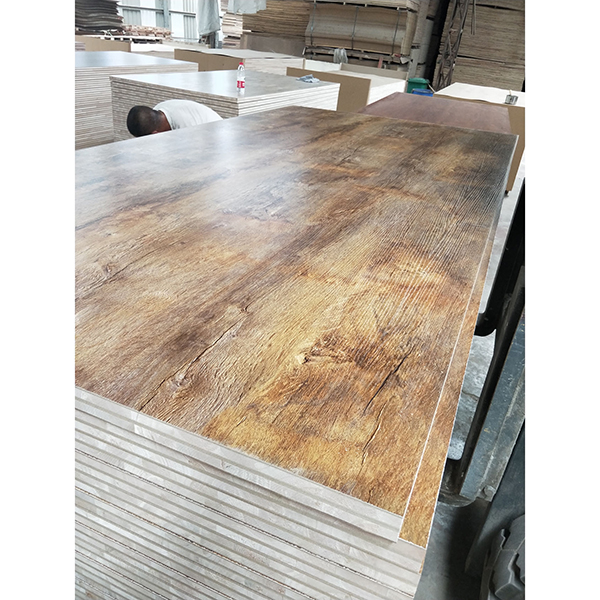 China Melamine Laminated Blockboard/Malacca Core Manufacturer and ...